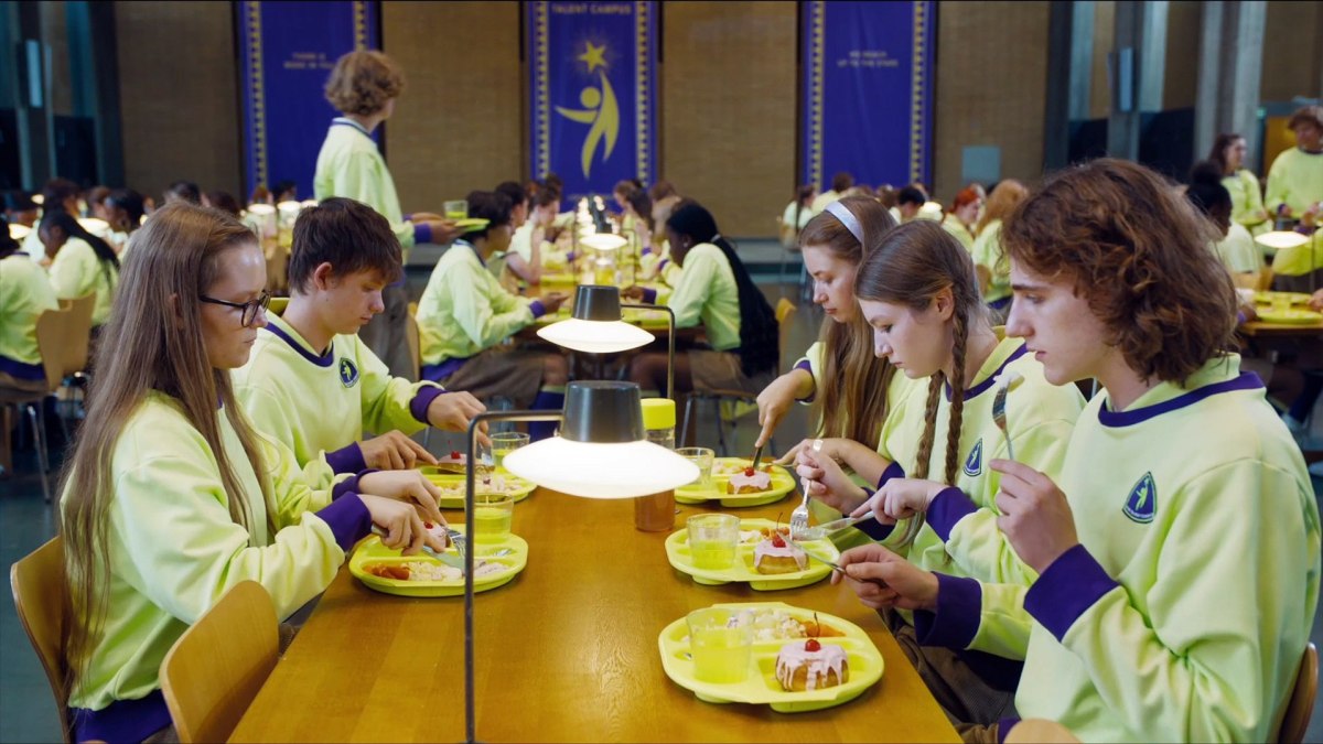 [Critique] Étrange Festival 2023 : CLUB ZÉRO de Jessica Hausner – Obsession B